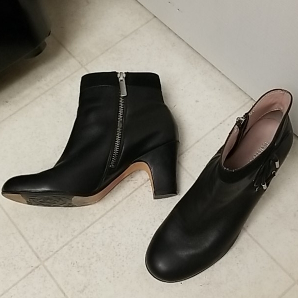 Taryn Rose | Shoes | Taryn Rose Leather Ankle Booties Terrie Corset Bow ...